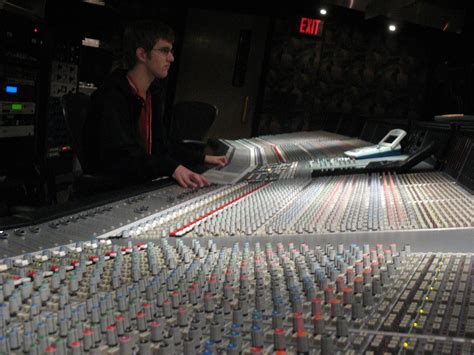 Degree Programs At Sound Engineering Babes A Sunny Afternoon