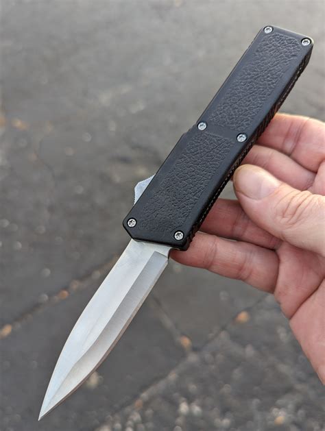 Black Stainless Double Edge Lightning Otf Knife Lightning Otf Knives