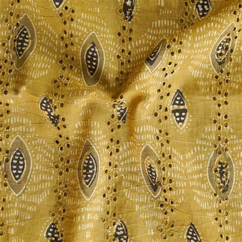 Pre Cut 160 Meter Pure Cotton Hakoba Ajrak Sandy Brown With Fruit M