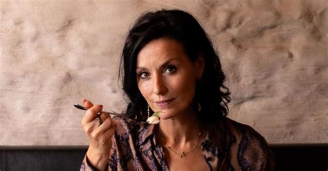 Ontbijtbabbel Met Deejay En Zangeres Zohra “over Twintig Jaar Wil Ik Nog Altijd Op Het Podium