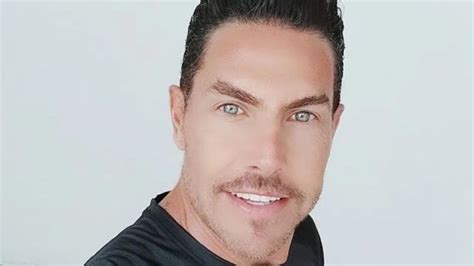 ¿quién Es Roberto Assad El Esposo De Lorena Herrera Con El Que Lleva