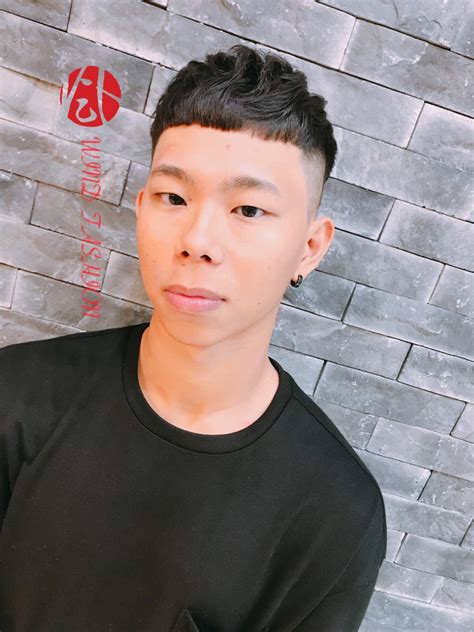 風之晴 星期天天氣依舊不穩定 一下放晴一下暴雨 男生燙髮也是我們的強項 燙完真的很有型又超好整理💯