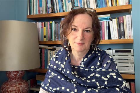 Hatice Kurtuluş Ile Türkiyedeki Göçmenler üzerine “beyoğlunu Işgal