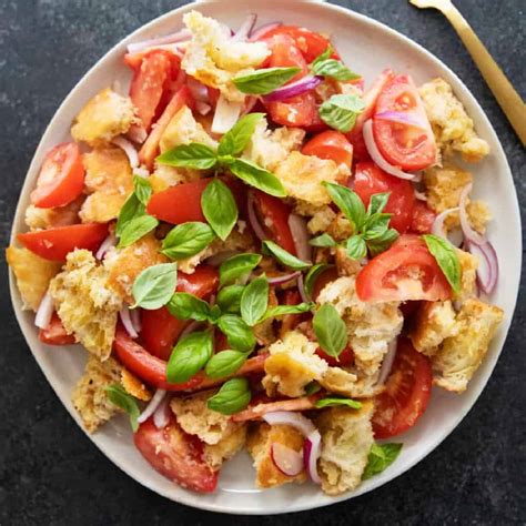 Panzanella Tuscan Tomato And Bread Salad • Unicorns In The Kitchen