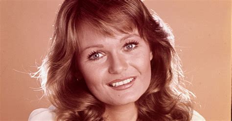 How Valerie Perrine Went From Topless Dancer To Oscar Nominated Star