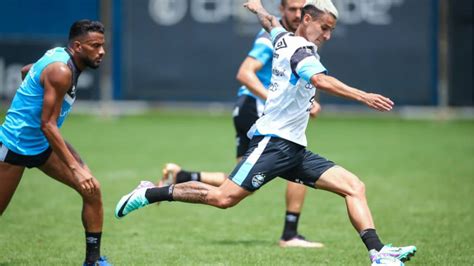 Grêmio Ou São Paulo Ferreira Bate O Martelo E Define Onde Quer Jogar