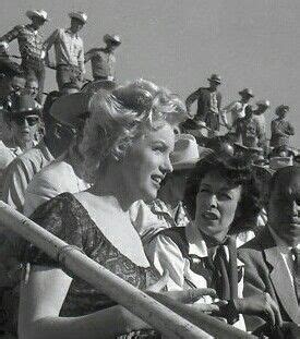 Marilyn And Eileen Heckart On The Set Of Bus Stop 1956 Marilyn