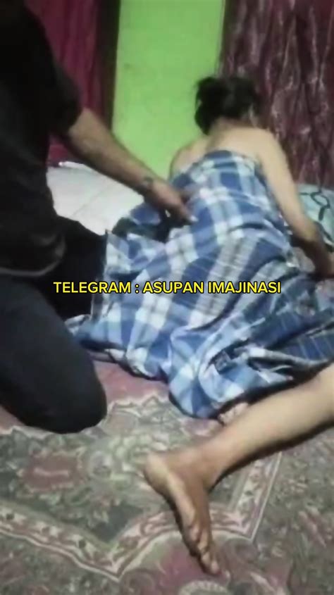 Mbah Maryono Colok Memek