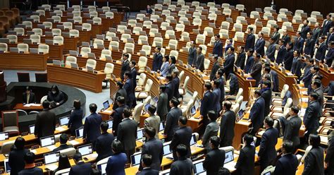 속보 尹 탄핵안 투표 절차 개시 수기식 무기명