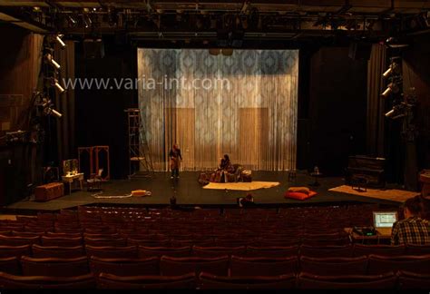 String Fringe Curtain