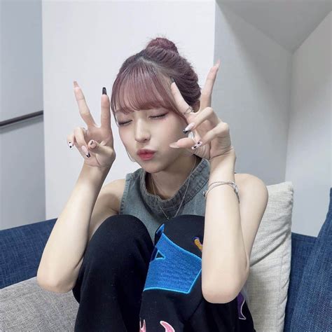 Minamiさんのインスタグラム写真 Minamiinstagram「 いい感じに髪の毛色落ちしてきたkawaちぃ🫰🏻」8月11日
