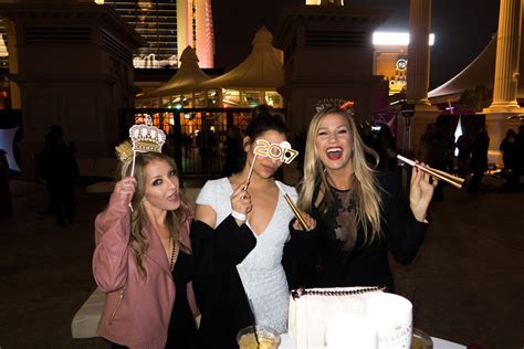 Girls Trip Guide To Las Vegas On New Years Eve • The Blonde Abroad