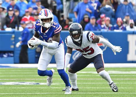 Texans Joe Mixon Reacts To Huge Stefon Diggs Trade