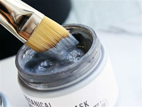 Multimasking With Bonvivant Mellow Jelly Clay Masks Glamorable