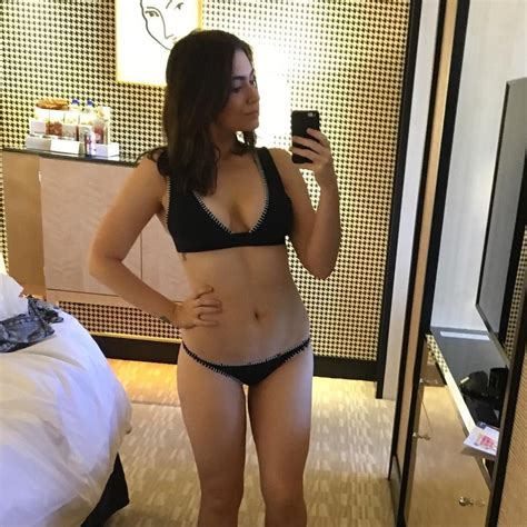 Sophie Tweed Simmons Selfies 2 Photos Thefappening
