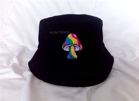 Шапка идиотка с гъбка Аксесоари Монтана Шапка тип ”идиотка” с периферия и пач бродерия