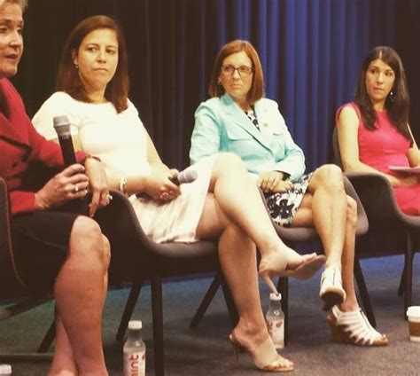 1 10 🇺🇸 Rrepublicanhotties