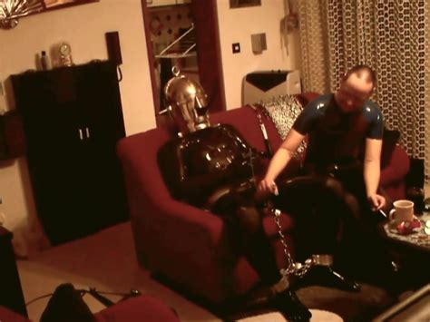 Rubberbabe Ironmask Electro ThisVid Com