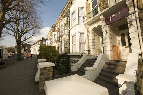 ROYAL LONDON HOTEL