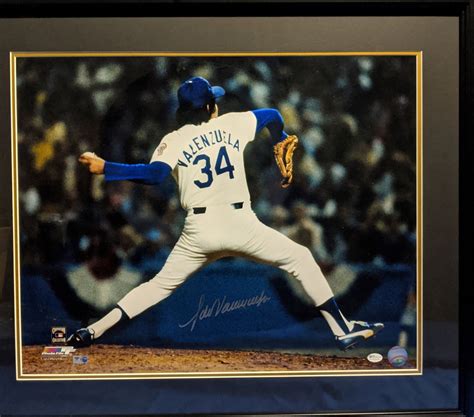 Fernando Valenzuela 1981 World Series Autographed Photo Art Of The Game