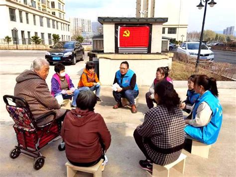 汪清县新民街道新民社区流动“小板凳”接地气式宣讲开讲啦居民宣传群众