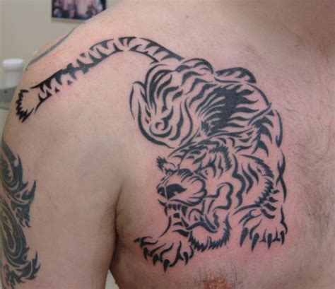 15 Awesome Tribal Tiger Tattoos