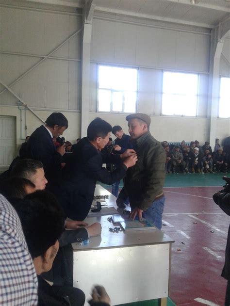 ЦАГААН САРЫН БАЯРААР