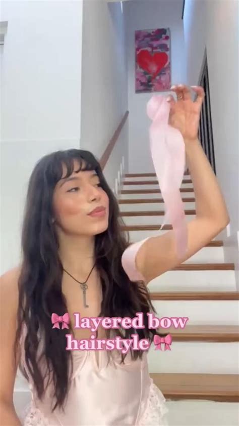 Adorable Way To Style A Ribbon In Your Hair Video Hair Styles Ribbon Hairstyle Bow