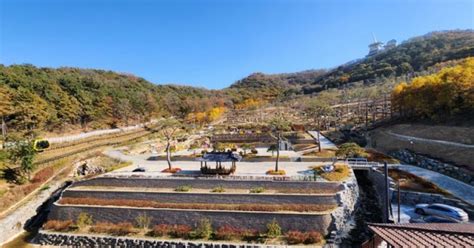 ‘평화의 섬 교동도에 새 관광명소 ‘화개정원 문열어