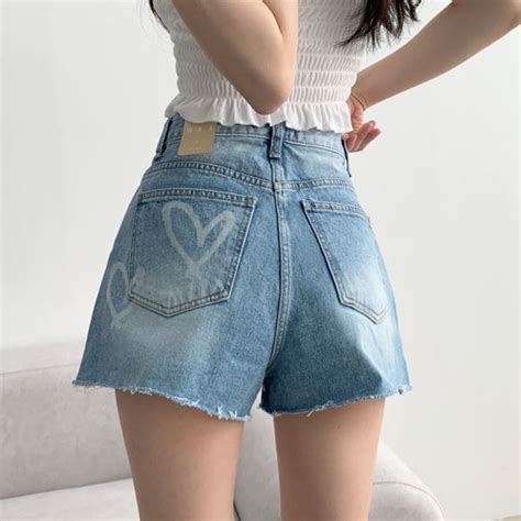 색감맛집유니크 하트 스프레이 유니크 데님 숏 데님팬츠 에이블리
