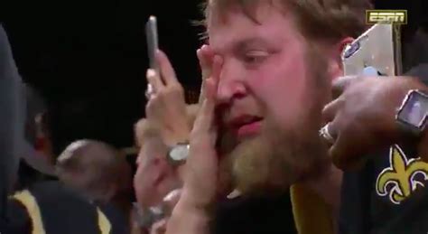 A Saints Fan Was Literally Crying After Drew Brees Breaks Passing