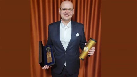 Доц Веселин Попов от Клиниката по лъчелечение към УМБАЛ “Св Assoc Prof Veselin Popov Md