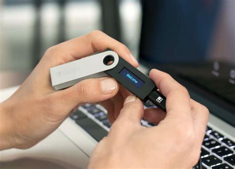 Ledger Nano S Hardware Wallet Simple Incredibly Secure CryptoTips