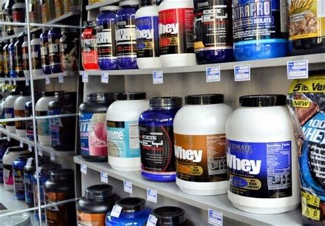 برخورد با واحدهای فروش مکمل های غیرمجاز در جهرم تسنیم