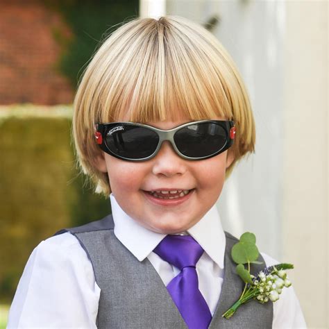Page boy | Wedding photographers, Page boy, Photographer