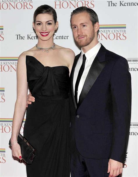 Anne Hathaway Adam Shulmans Relationship Timeline