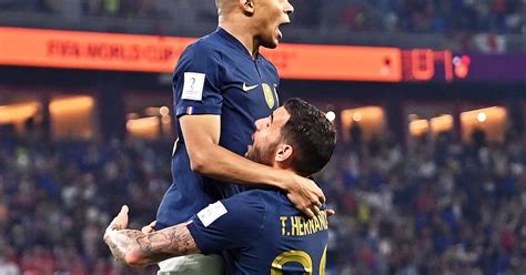 음바페 2골… 프랑스 덴마크 꺾고 16강행 확정