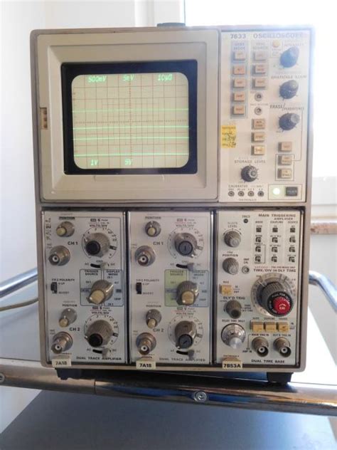 Osciloskop Tektronix 7633