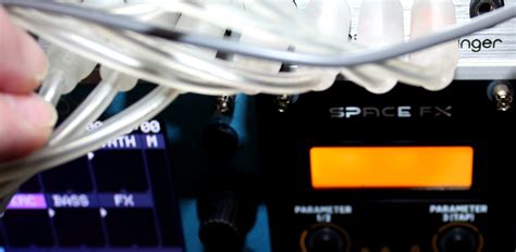Test Behringer Space Fx Eurorack Effektmodul Amazona De