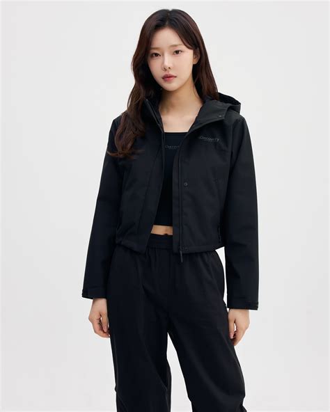 Eyesmagazine 아이즈매거진 광고 디스커버리 익스페디션discoveryexpeditionkr이 올봄 최적의 재킷 베르텍스 바람막이를 출시했습니다💨 의