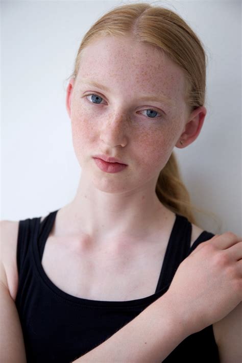 Clara Ruby Le Management Cute Hairstyles For School Hairstyles For School Cute Hairstyles