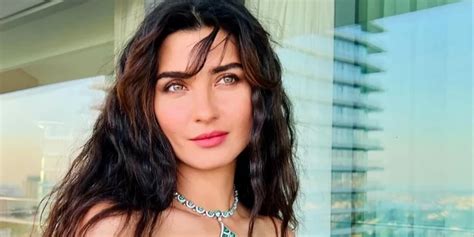 Tuba Büyüküstün Kimdir Gonca