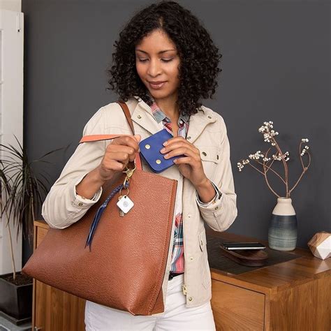 Fewer Worries Happier Brain With Tile Losing Things Is A Non Issue TileIt IoT Tile