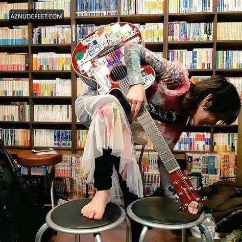 Momoka Kinoshita Feet Aznudefeet