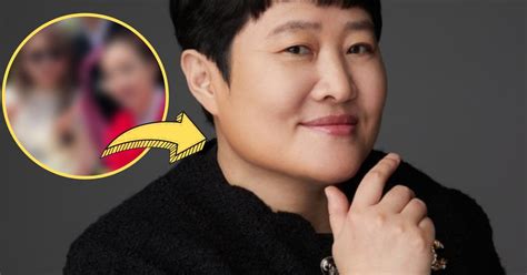 Wheres Hook Entertainments Ceo Kwon Jin Young Spotted With Several K Pop Idols Koreaboo