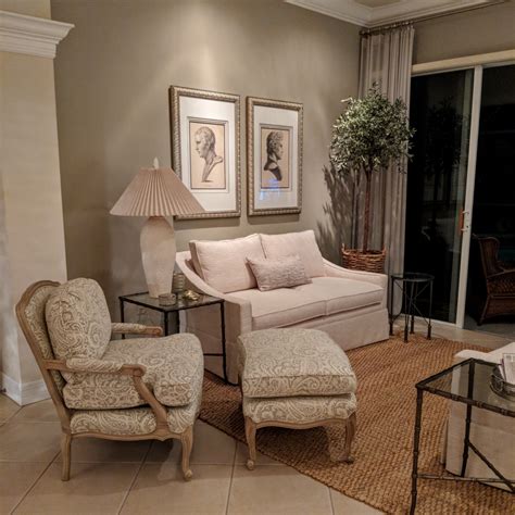 Transitional Spaces Anchored In Elegance