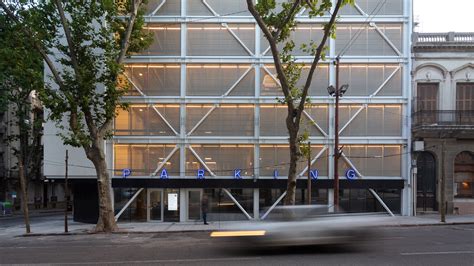 Mapa Tops Multi Storey Car Park With Multipurpose Roof Terrace