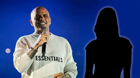 אייל גולן נחשף על ידי כוכבת האח הגדול סוטה אייס