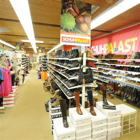 Schuh Palast
