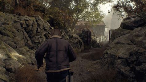 resident evil 4 remake auto save feature explained